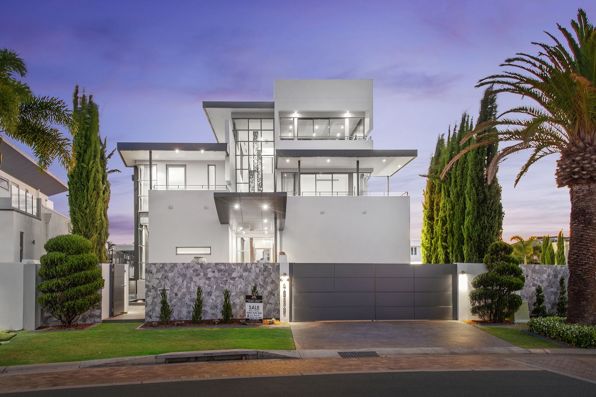 12 Knightsbridge Parade West, SOVEREIGN ISLANDS | Amir Prestige Group