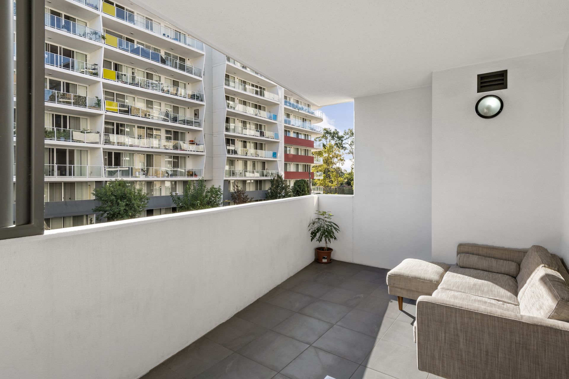 Real Estate For Sale - 52/6 George Street - Warwick Farm , NSW