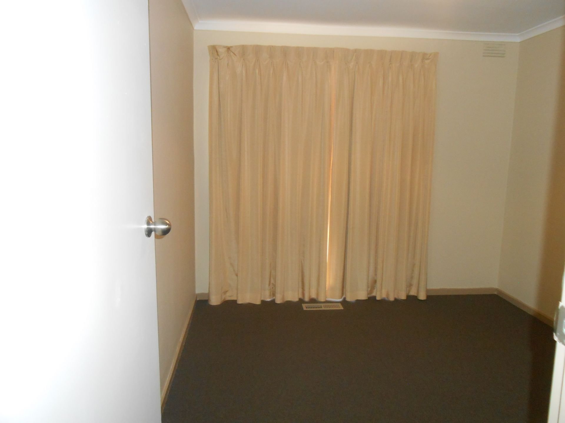 Real Estate For Lease - 15 Gloaming Court - Mill Park , VIC