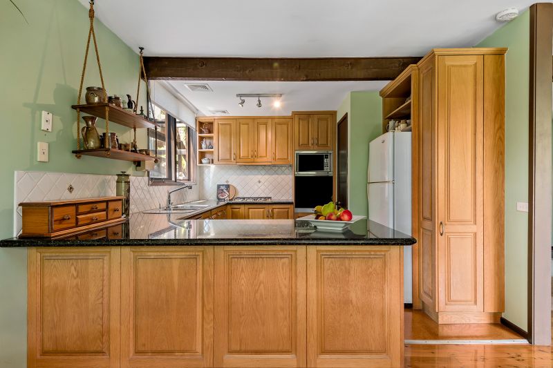 Real Estate For Sale - 8 Derby Place - Yarrawarrah , NSW