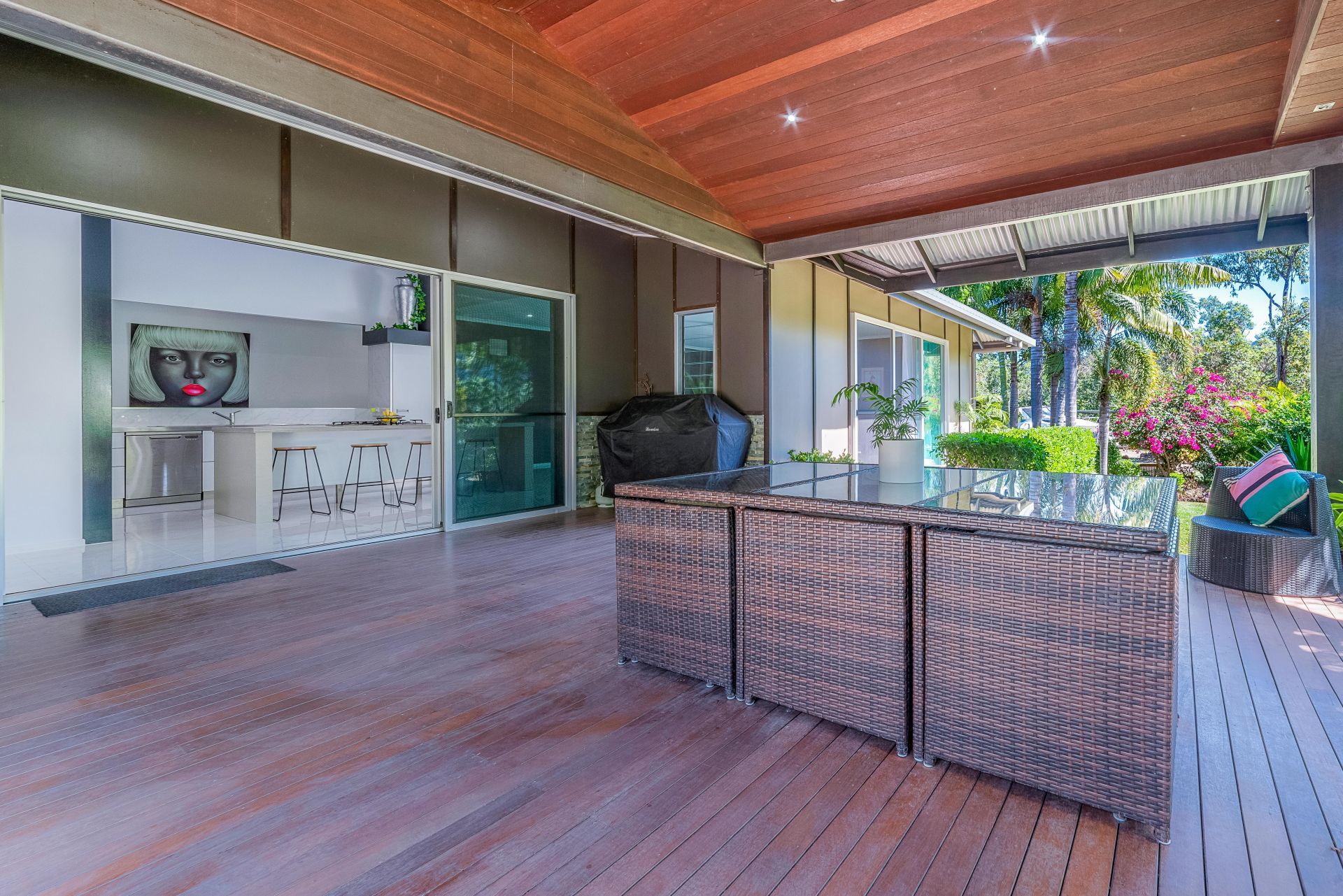 52 Holloway Drive, Sugarloaf | Taylors Property Specialists