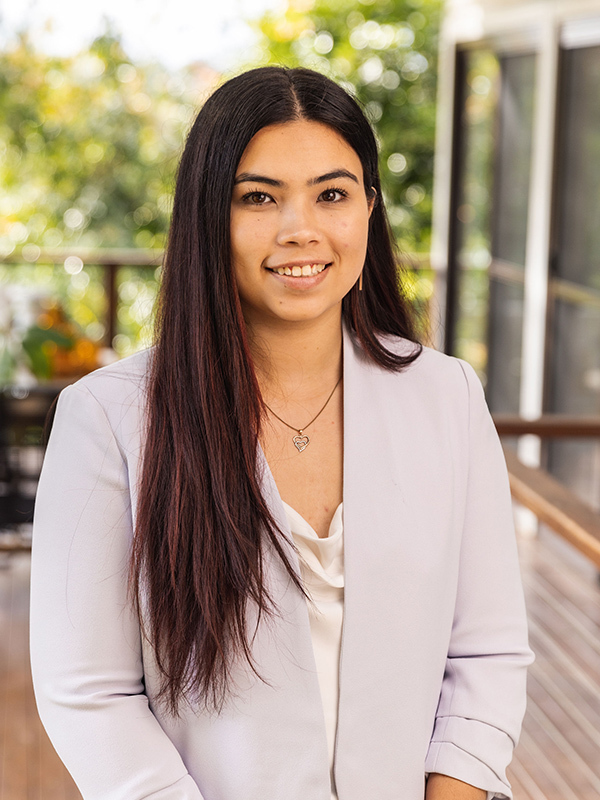 MEET OUR TEAM - Chapman Real Estate