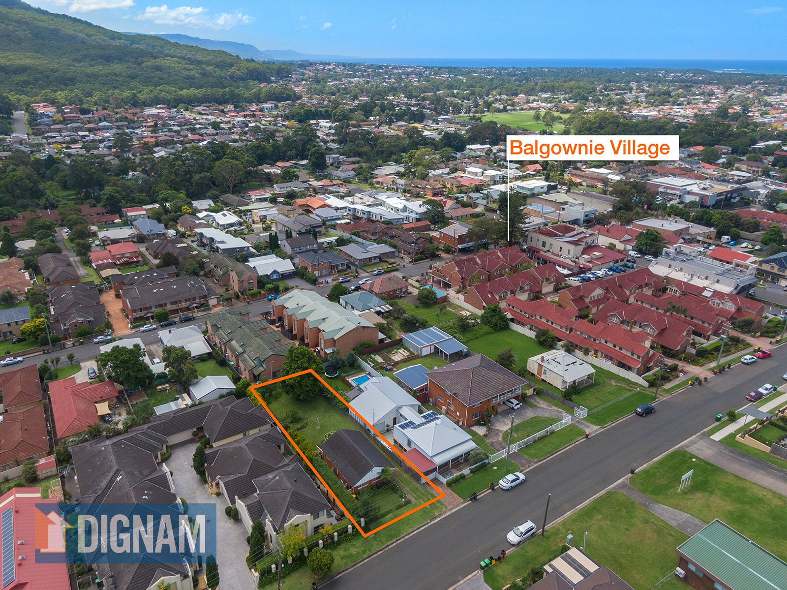 Sold property: $815000 for 72 Balmoral Street - Balgownie , NSW 2519