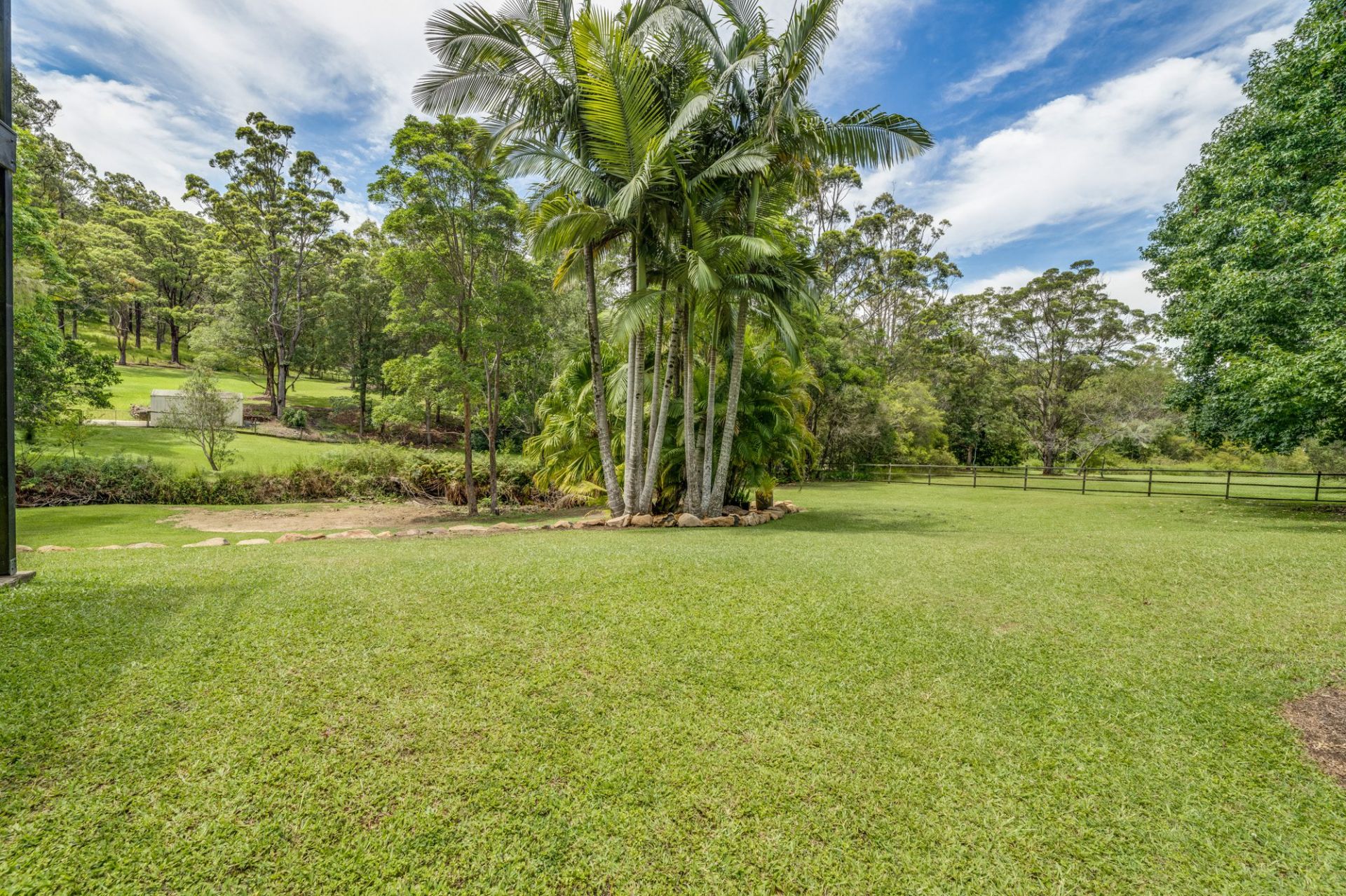 5 Hidden Valley Road, Bonogin | Amir Prestige Group