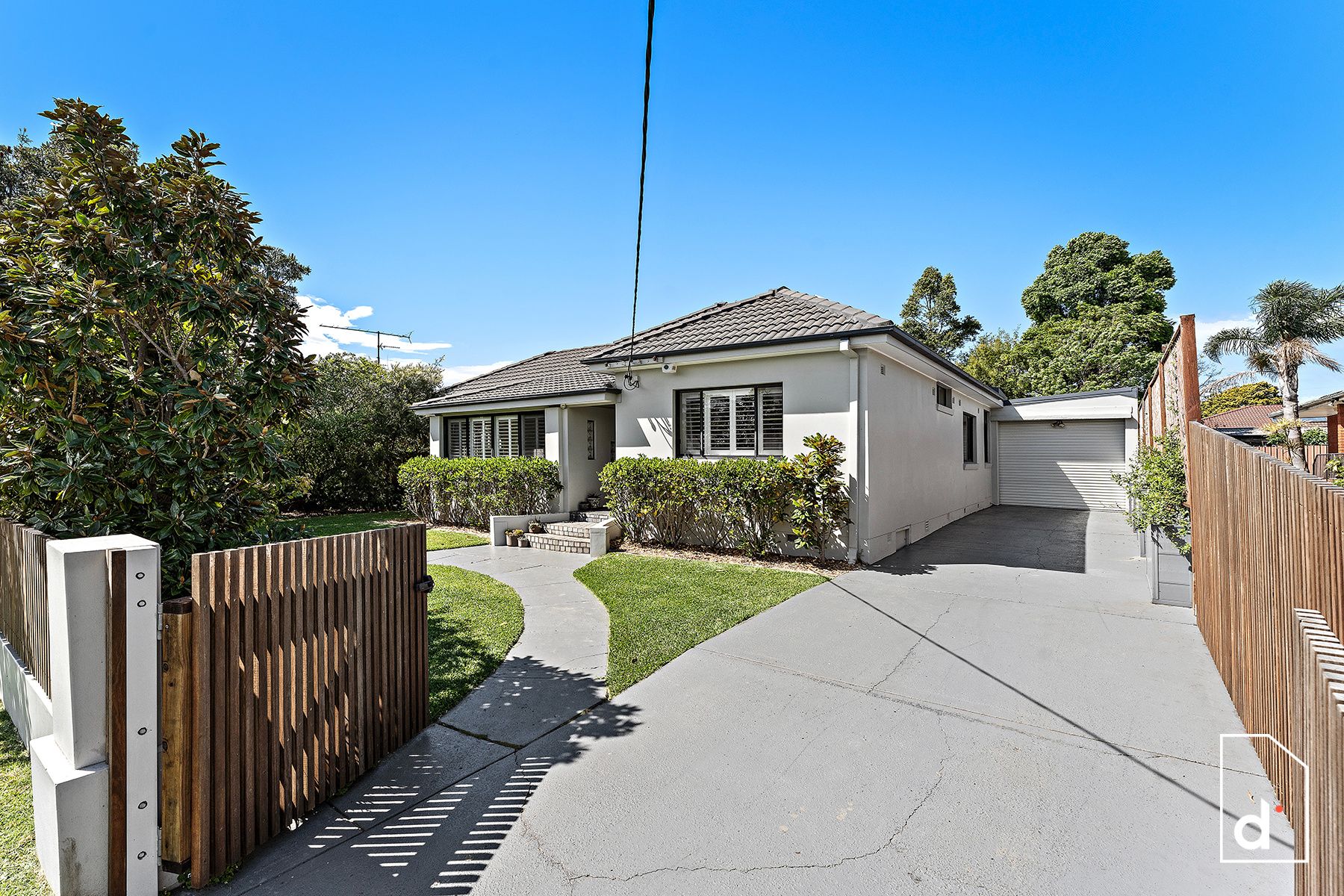 Sold property: $1590000 for 33 Sturdee Street - Towradgi , NSW 2518