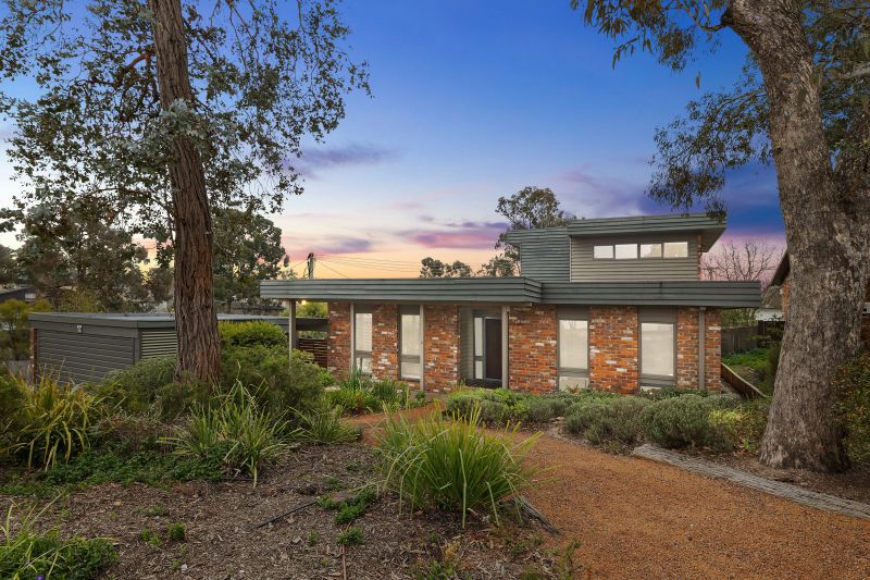 Real Estate For Sale - 3 Poole Place - Latham , ACT