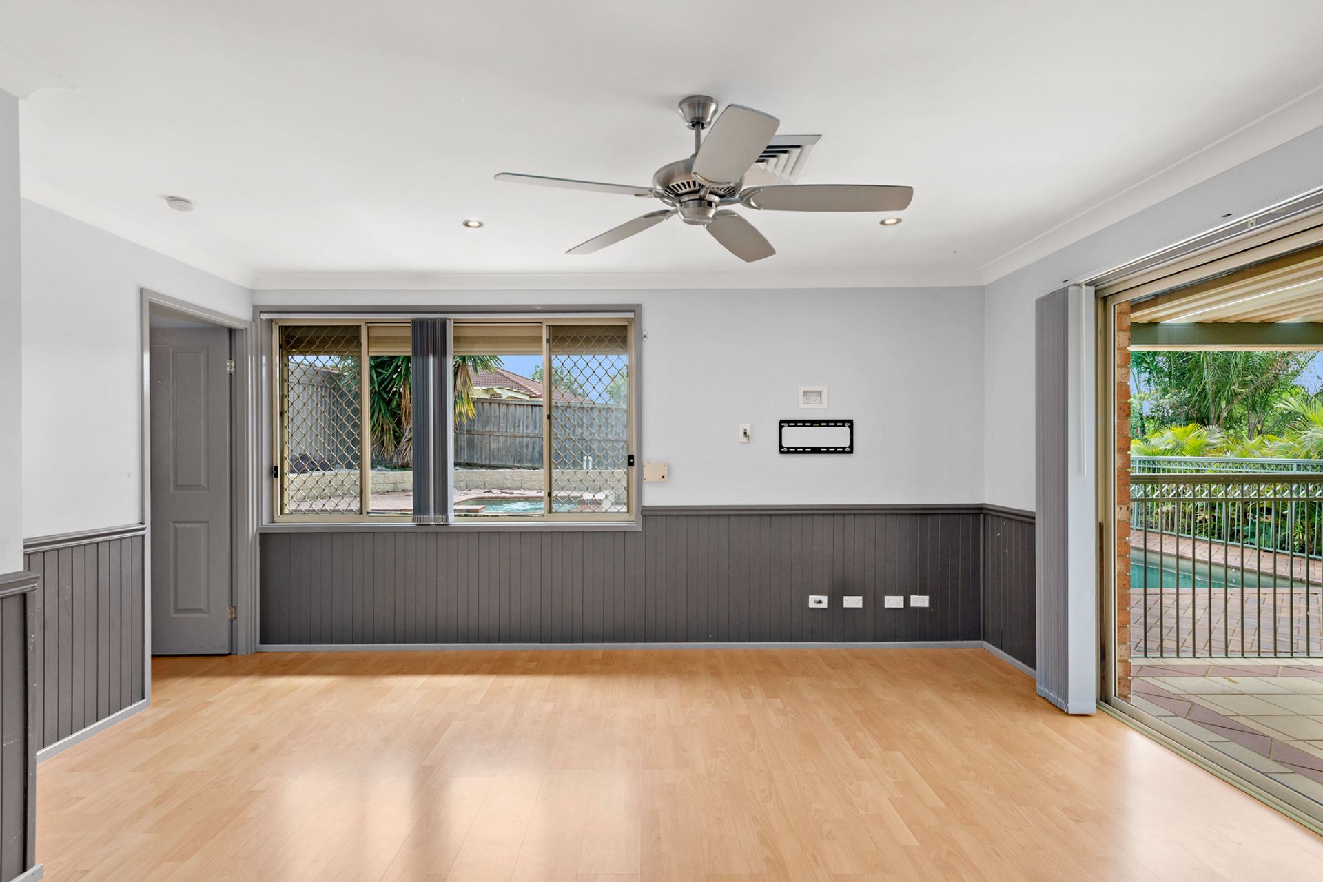 Real Estate For Sale - 8 Plane Tree Drive - Narellan Vale , NSW