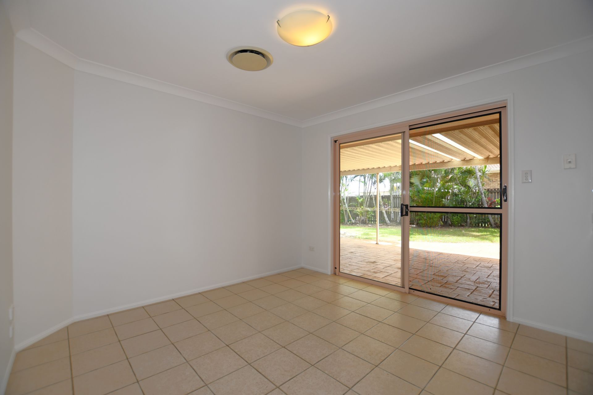 5 Murray Court, KALKIE | Four Walls Realty