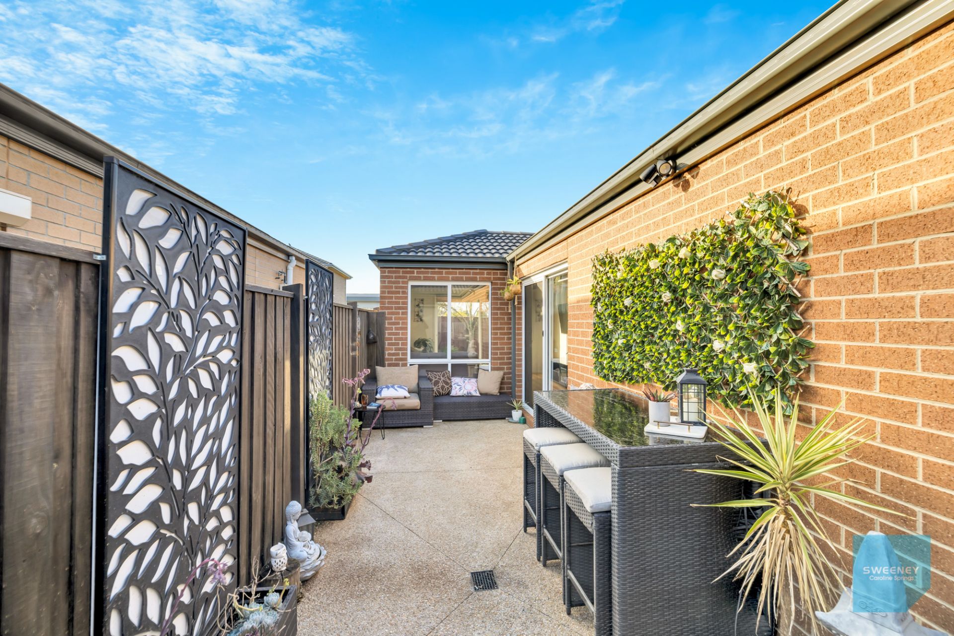 6 Annecy Boulevard, FRASER RISE | Sweeney Estate Agents