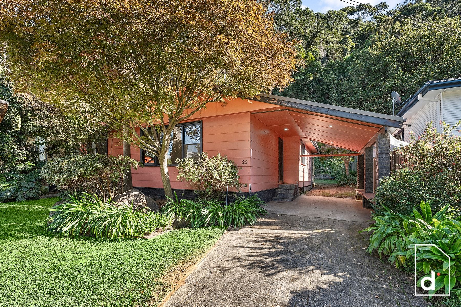 Sold property: $1015000 for 22 Stephen Drive - Woonona , NSW 2517