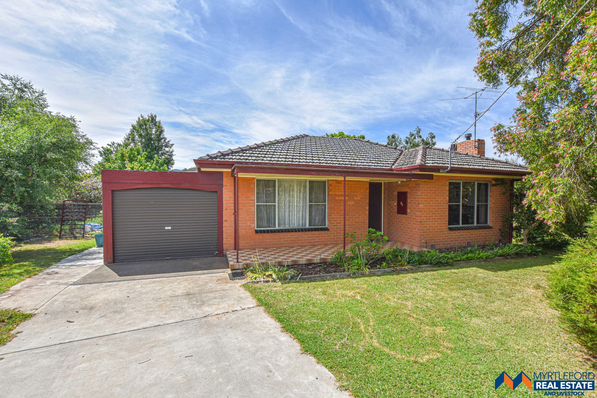 8 Rose Court, MYRTLEFORD | Myrtleford RE