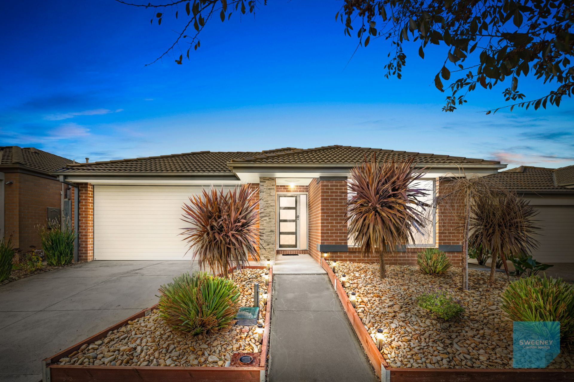 6 Annecy Boulevard, FRASER RISE | Sweeney Estate Agents