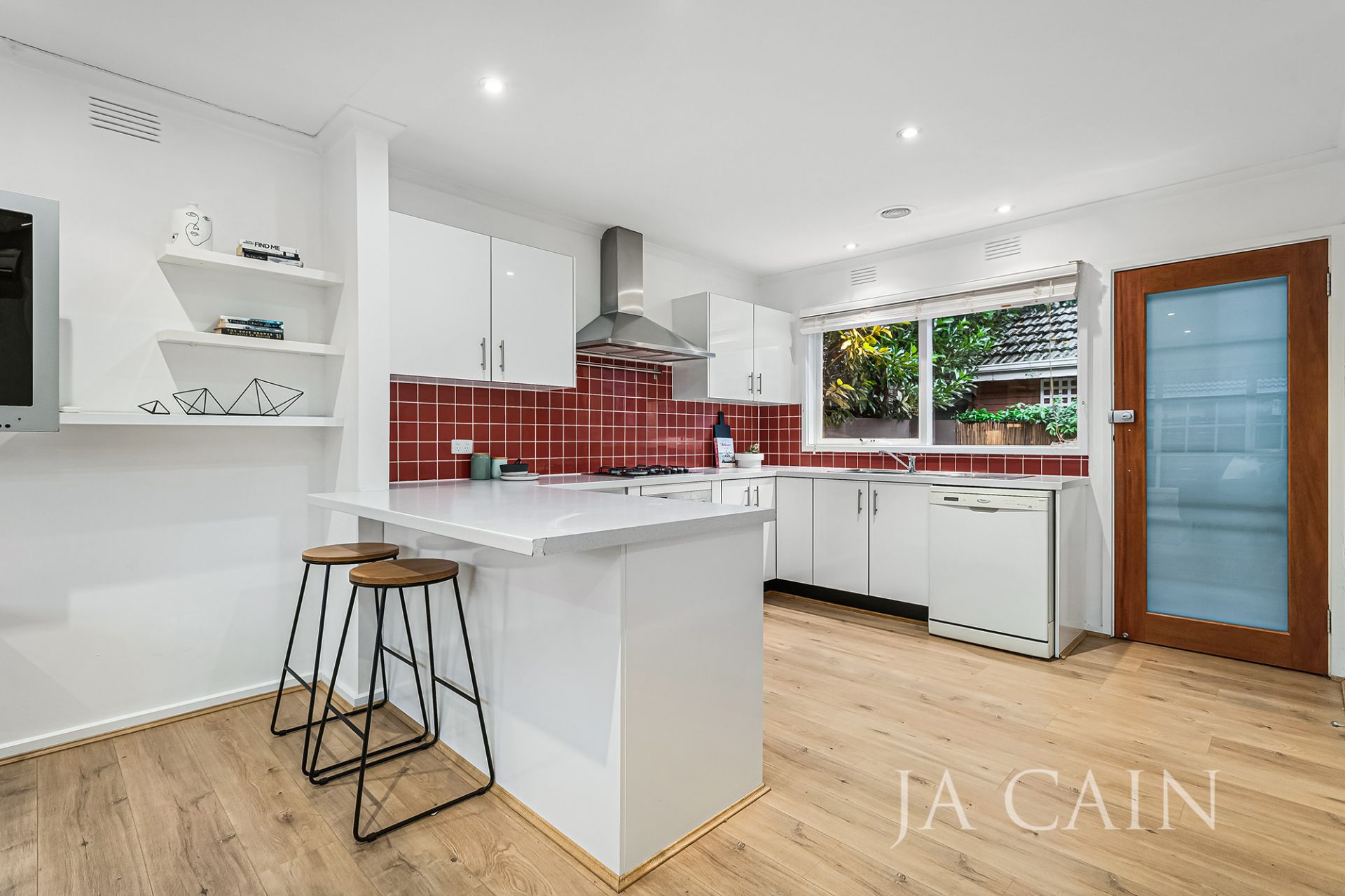 1/15 Maverston Street, Glen Iris | JA CAIN Real Estate