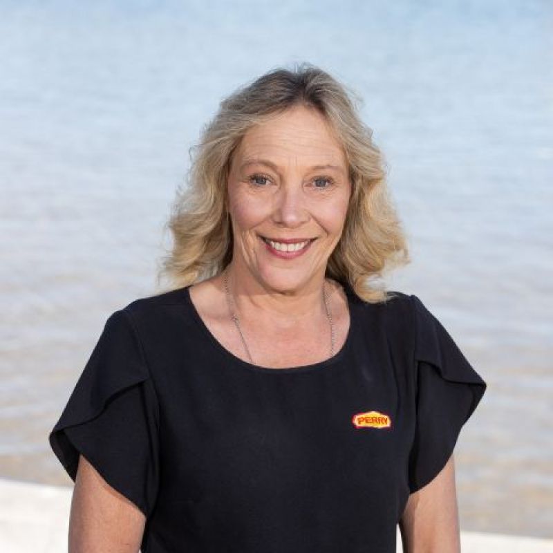 Meet the team - H.& N. PERRY