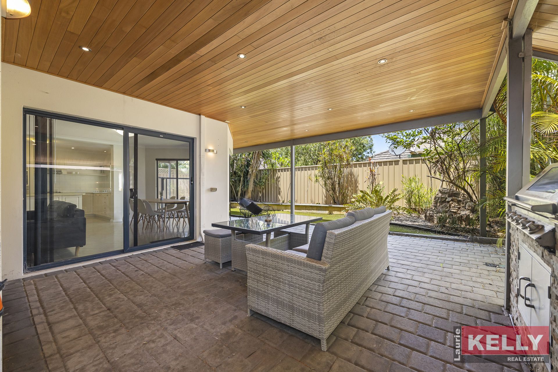 44 McGuigan Circle, Redcliffe | Laurie Kelly Real Estate