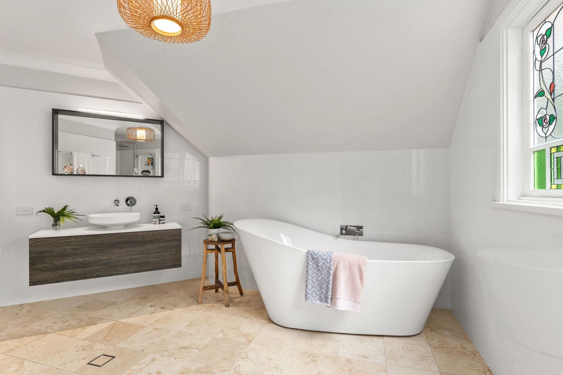 Real Estate For Lease - 4 Spring Street - Beecroft , NSW