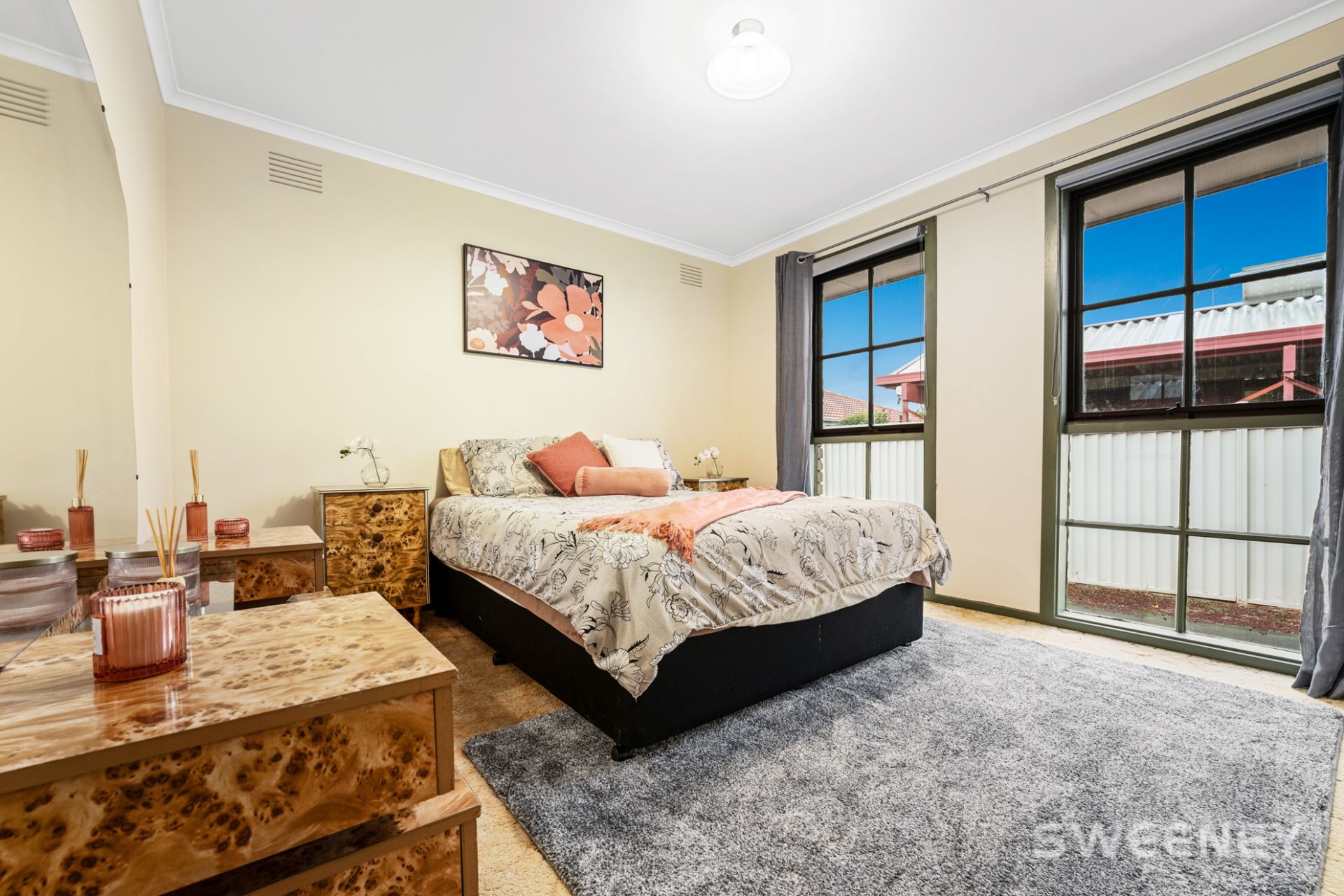 24 Laird Drive, ALTONA MEADOWS | Sweeney Estate Agents