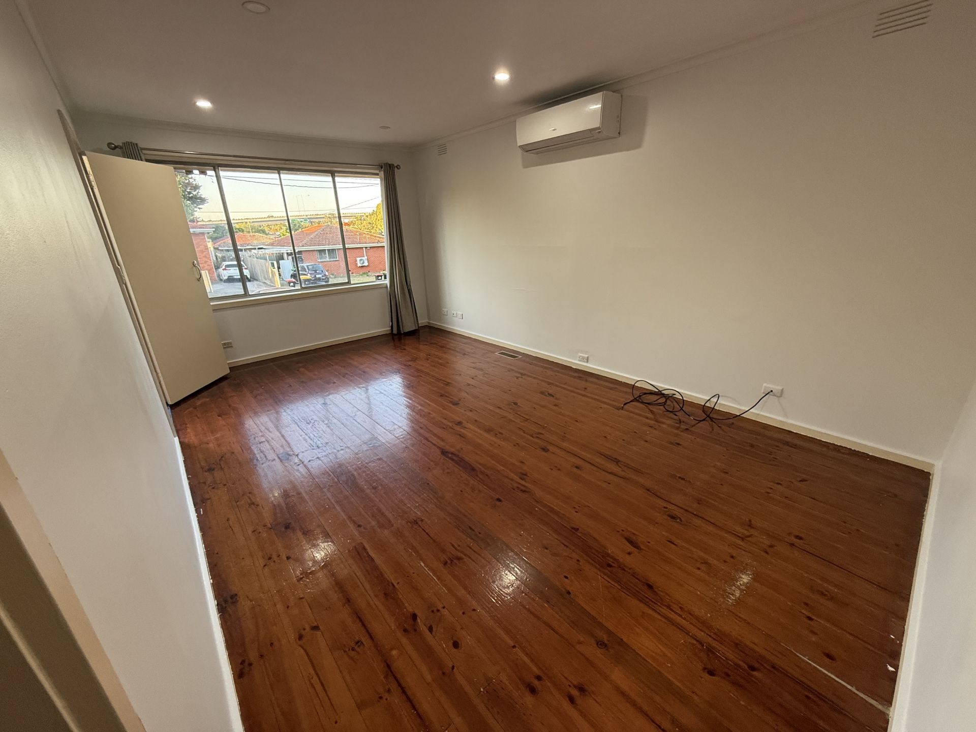 2/6 Maxine Court, NOBLE PARK | Sweeney Estate Agents