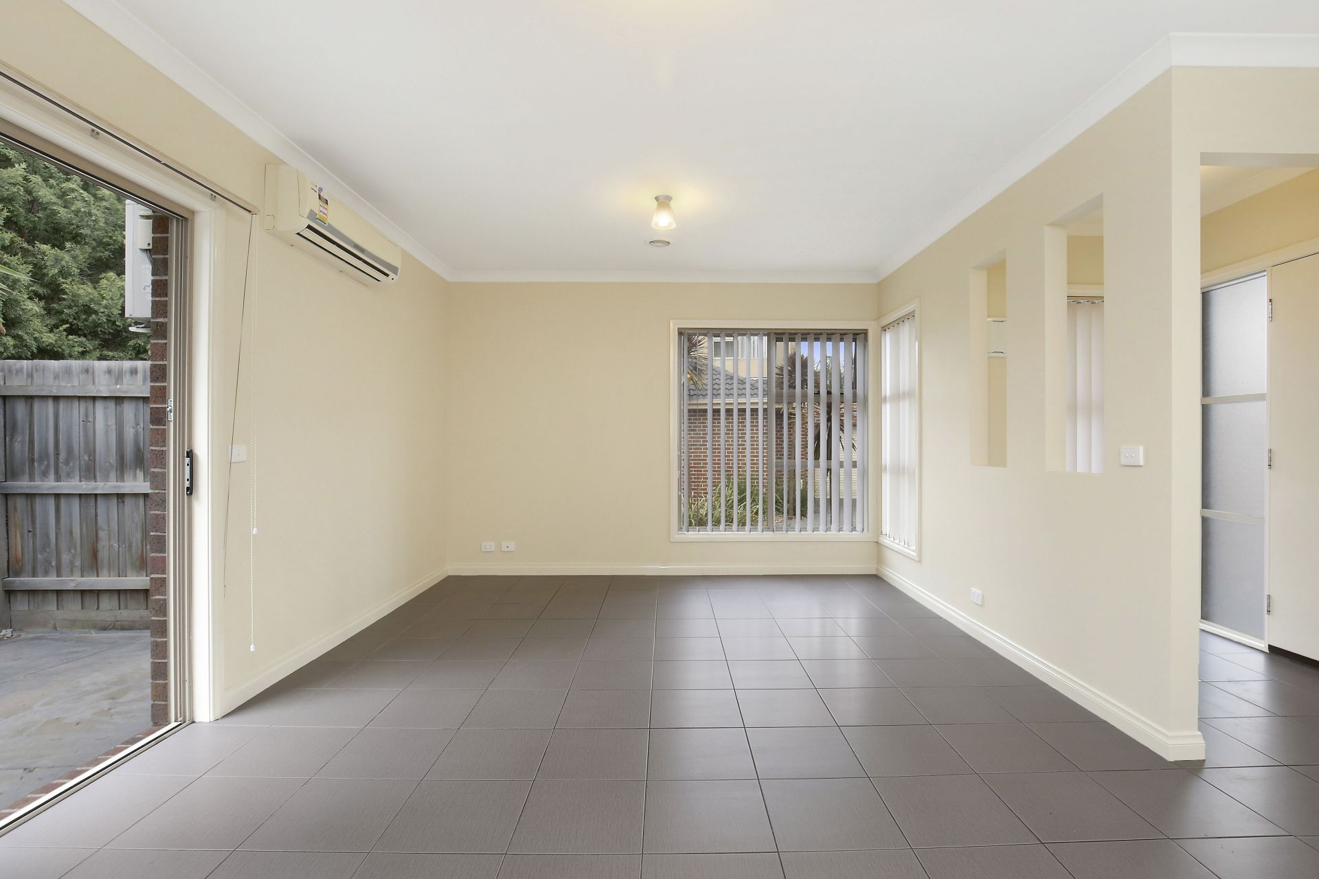 Real Estate For Sale - 5/20C Maserati Drive - Epping , VIC