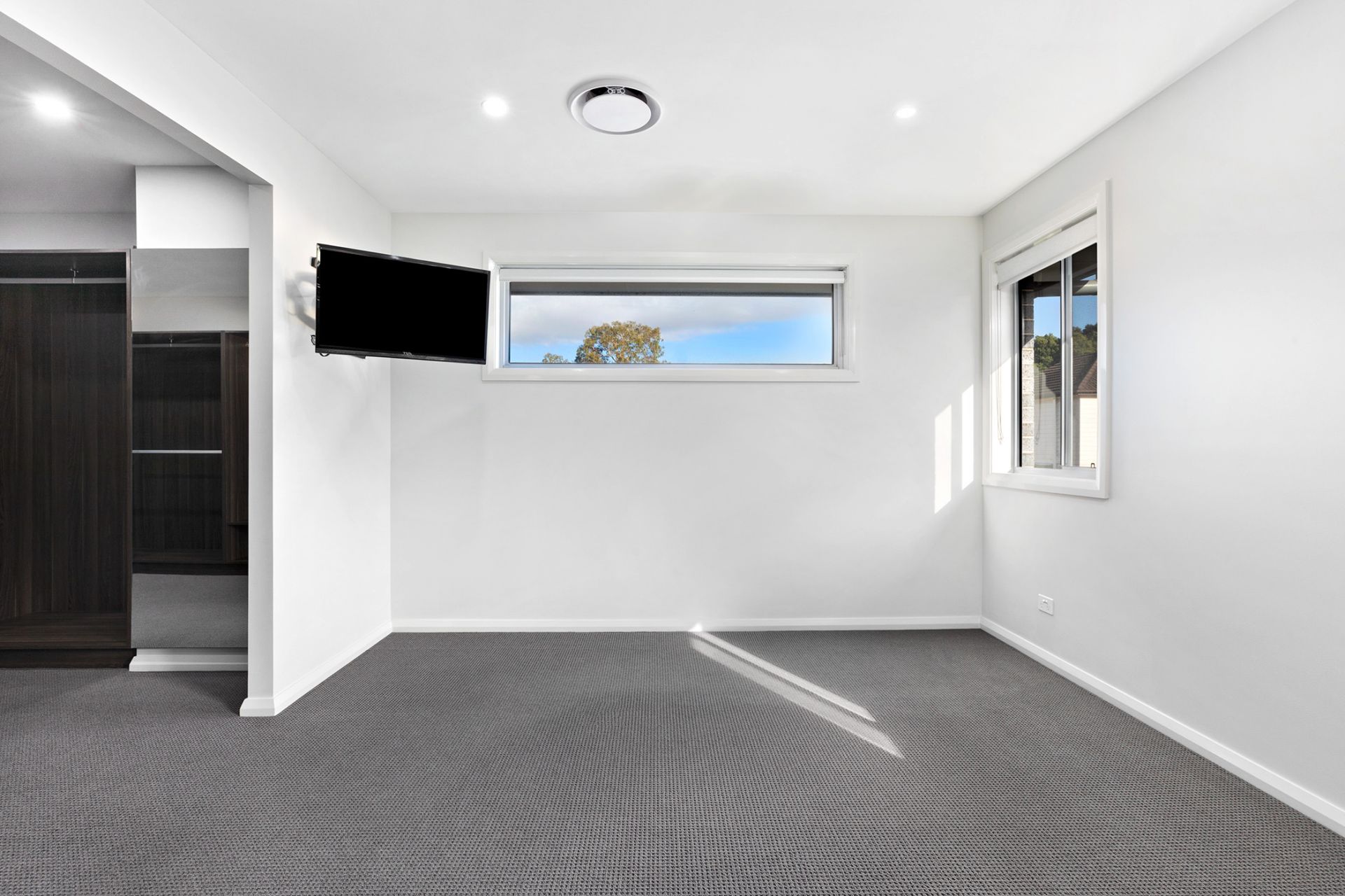 Real Estate For Lease - 14 Spring Street - Concord , NSW