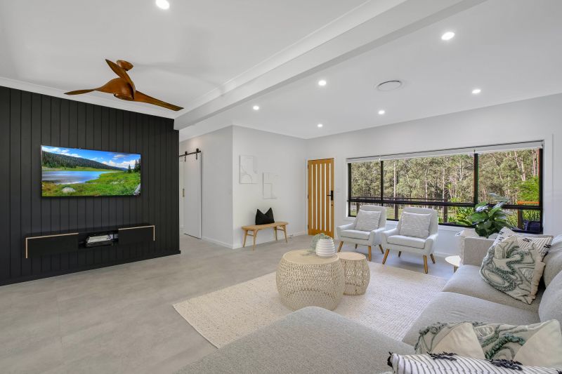 Real Estate For Sale - 10 Dicksons Road - Jilliby , NSW