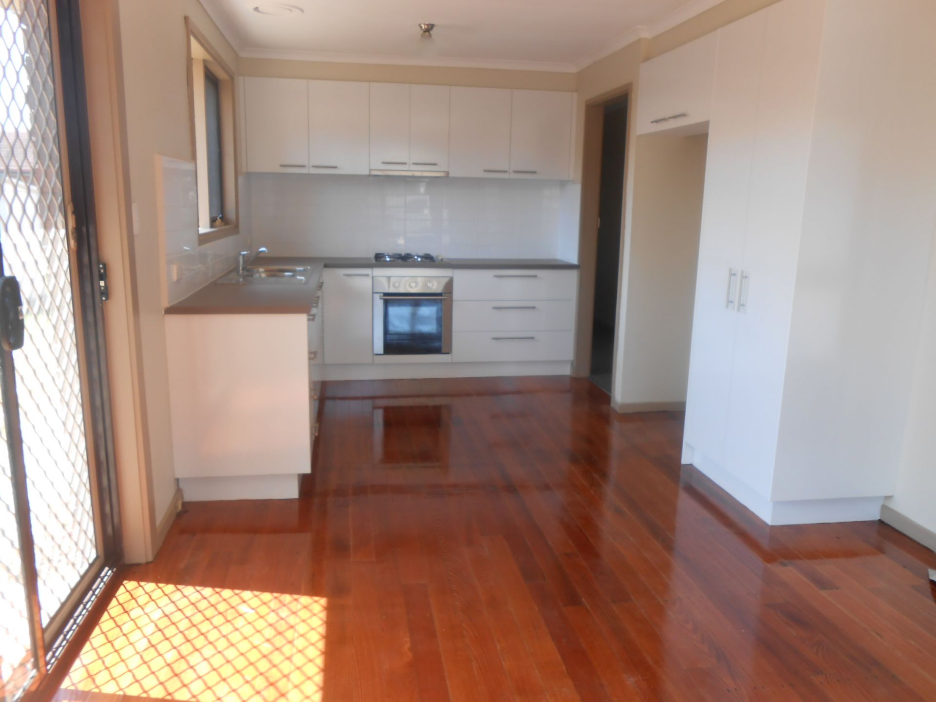 Real Estate For Lease - 15 Gloaming Court - Mill Park , VIC