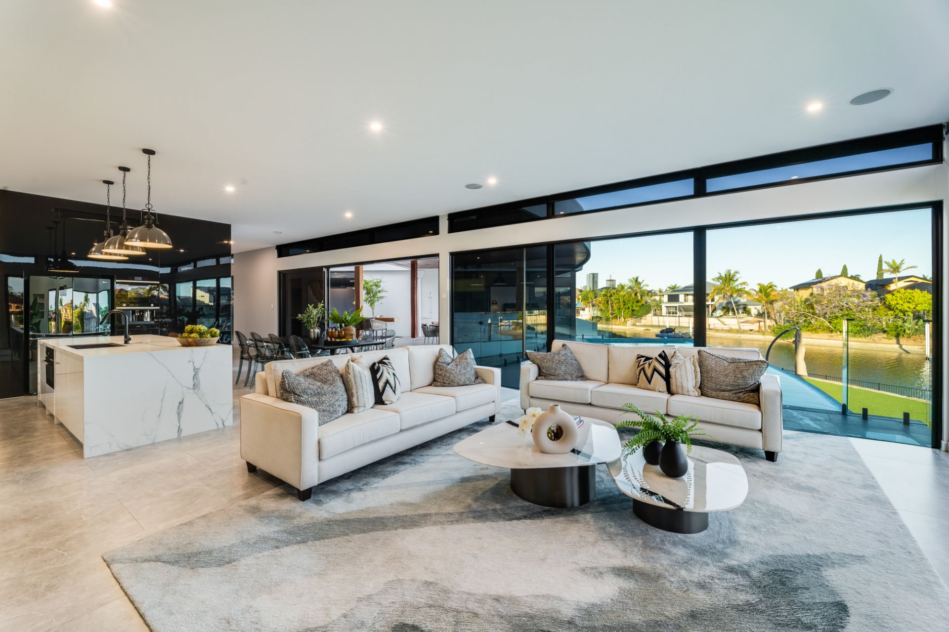 62 Lakeview Boulevard, Mermaid Waters | Amir Prestige Group