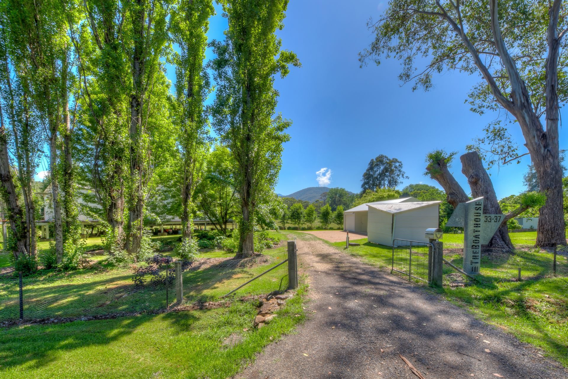 33 - 37 Gavan Street, Bright | Dickens Real Estate