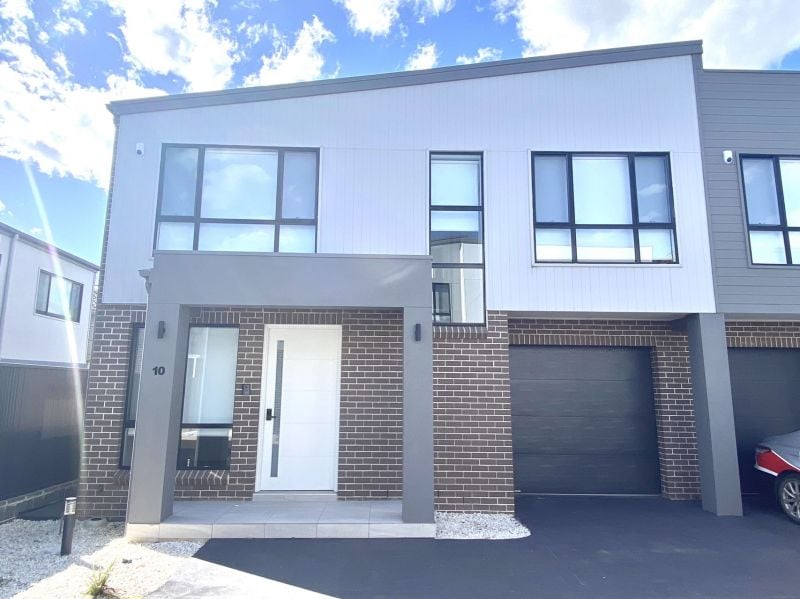 10 Sawle Glade, Marsden Park | SPGR