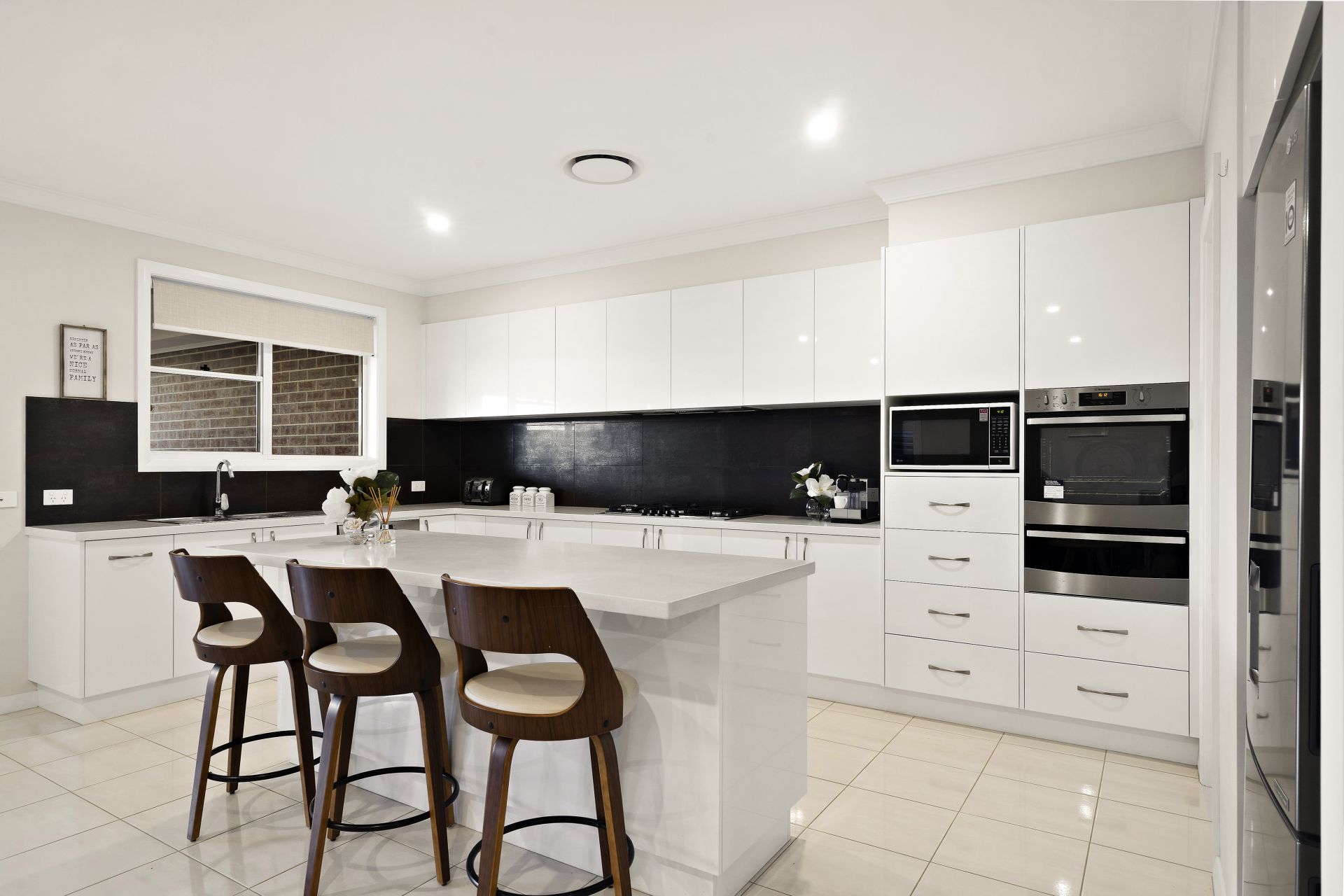 Real Estate For Sale - 39 Floyd Street - Spring Farm , NSW