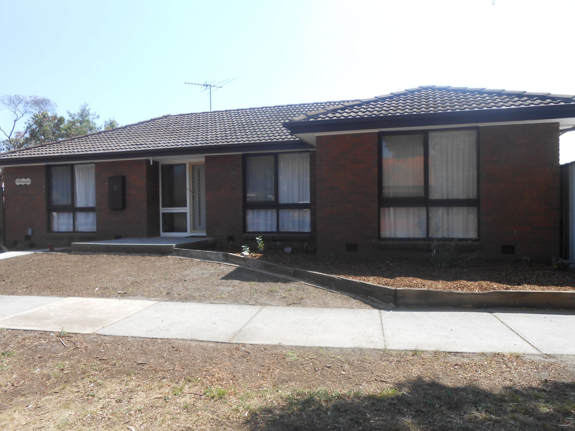 Real Estate For Lease - 15 Gloaming Court - Mill Park , VIC