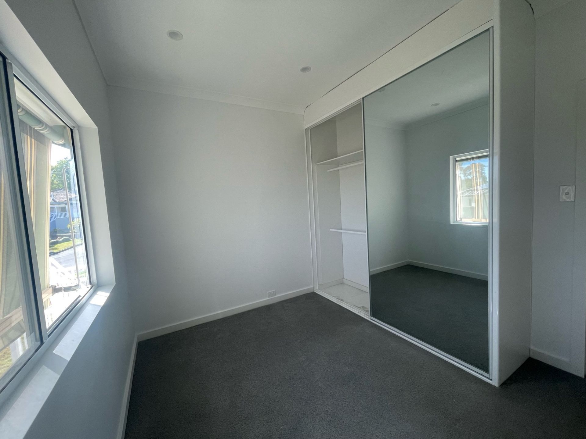 Real Estate For Lease - 1 Fisher Place - Campbelltown , NSW