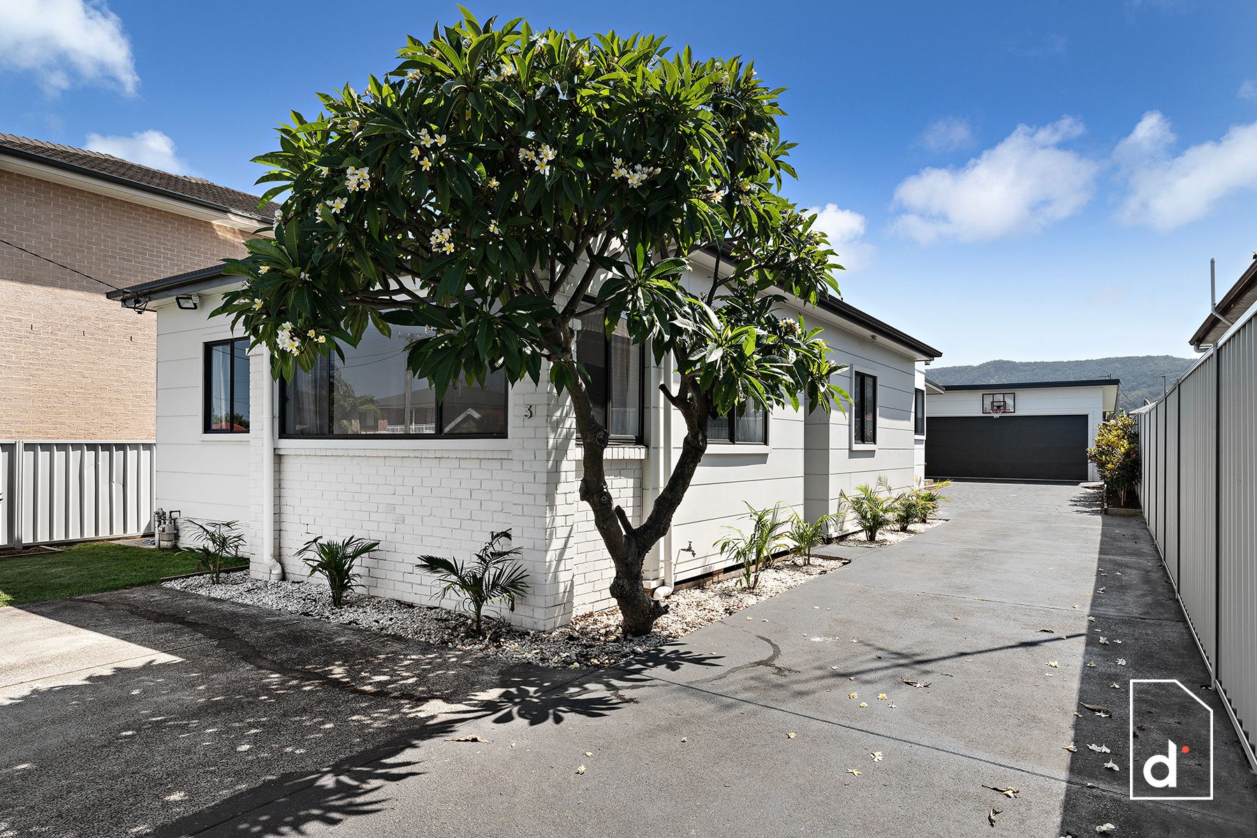 Sold property: $1100000 for 3 George Street - Towradgi , NSW 2518