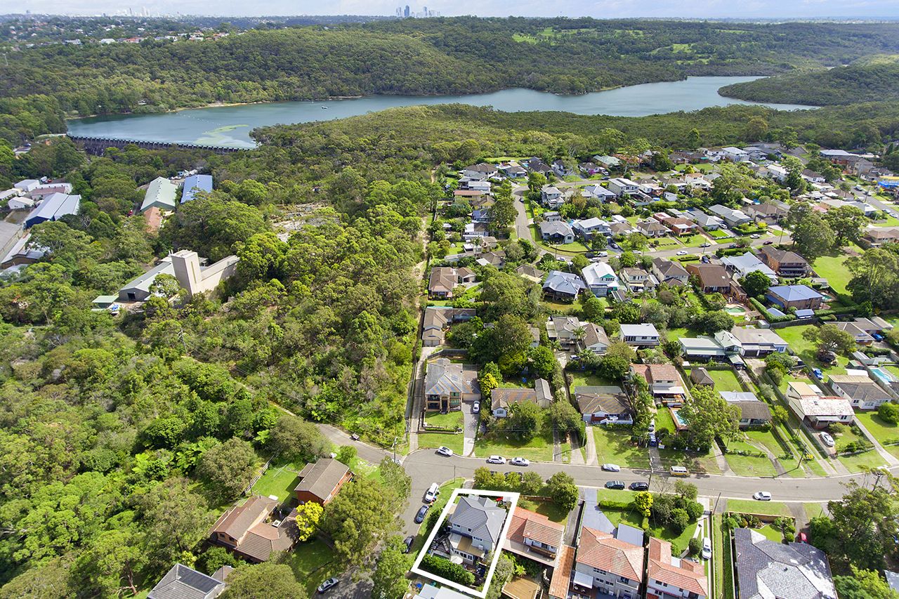 Real Estate For Sale - 31 Wandella Road - Allambie Heights , NSW