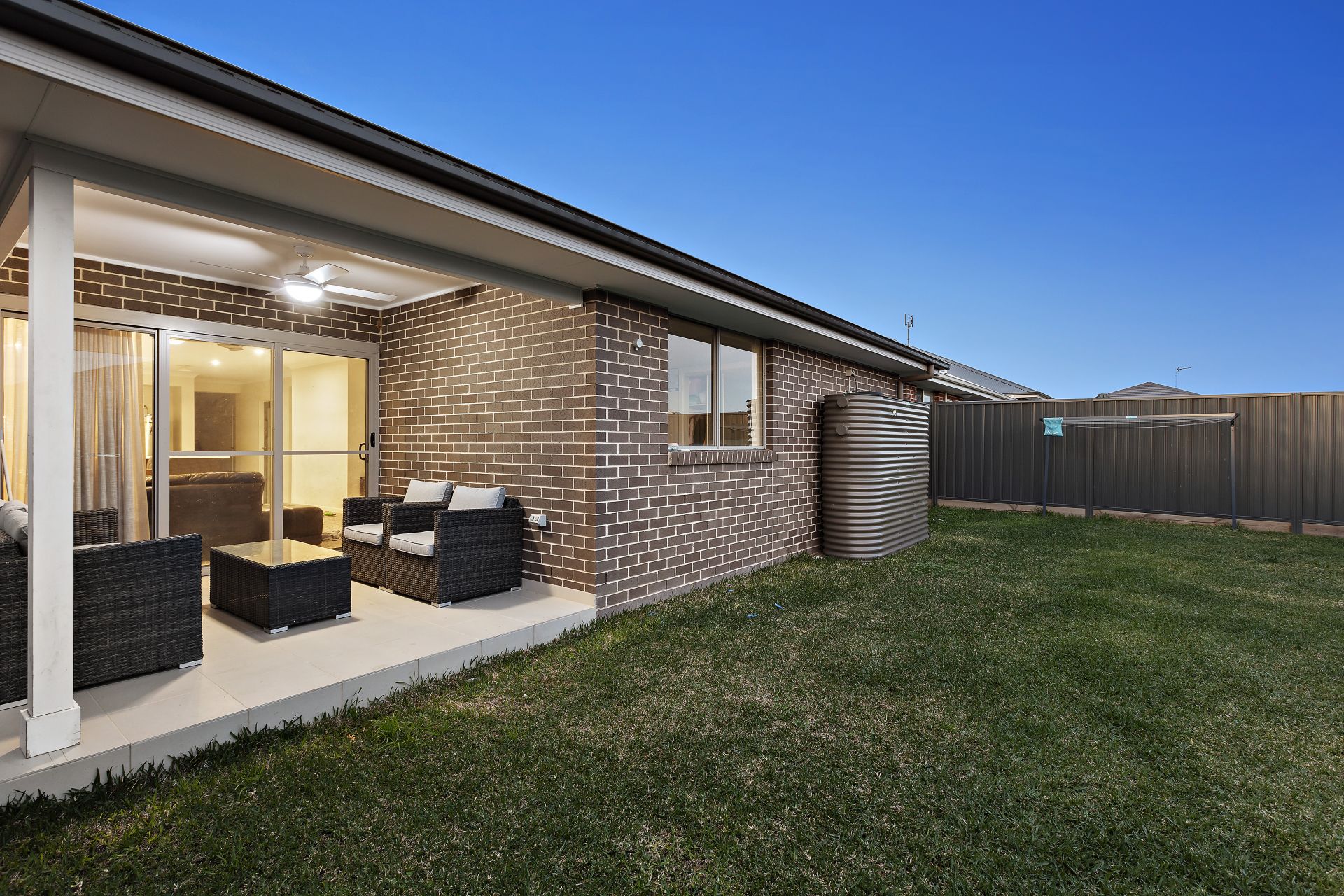 Real Estate For Sale - 41 Floyd Street - Spring Farm , NSW