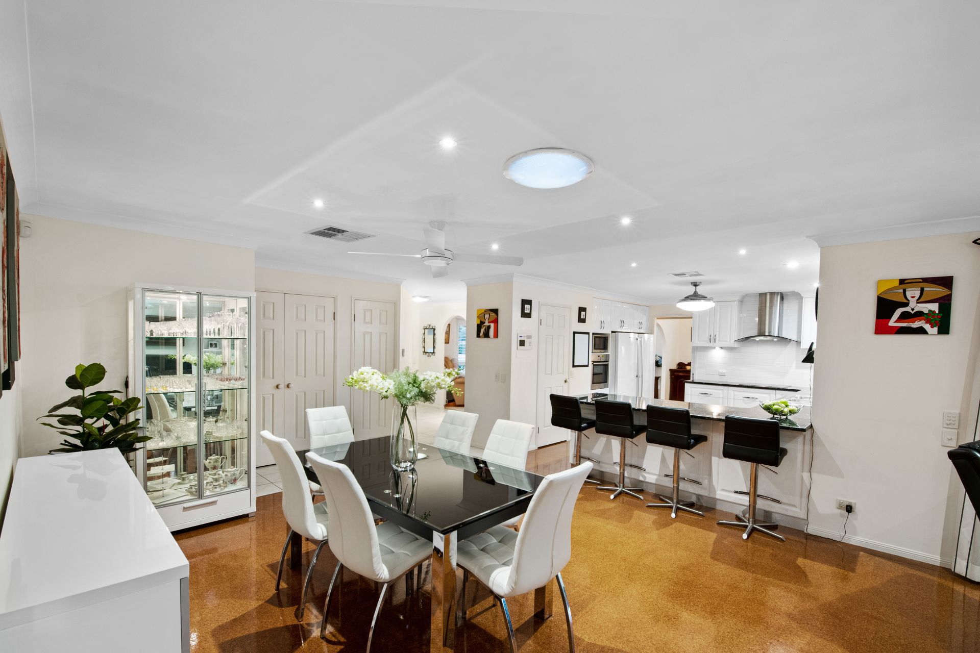 Real Estate For Sale - 26 Chelsea Crescent - Bridgeman Downs , QLD