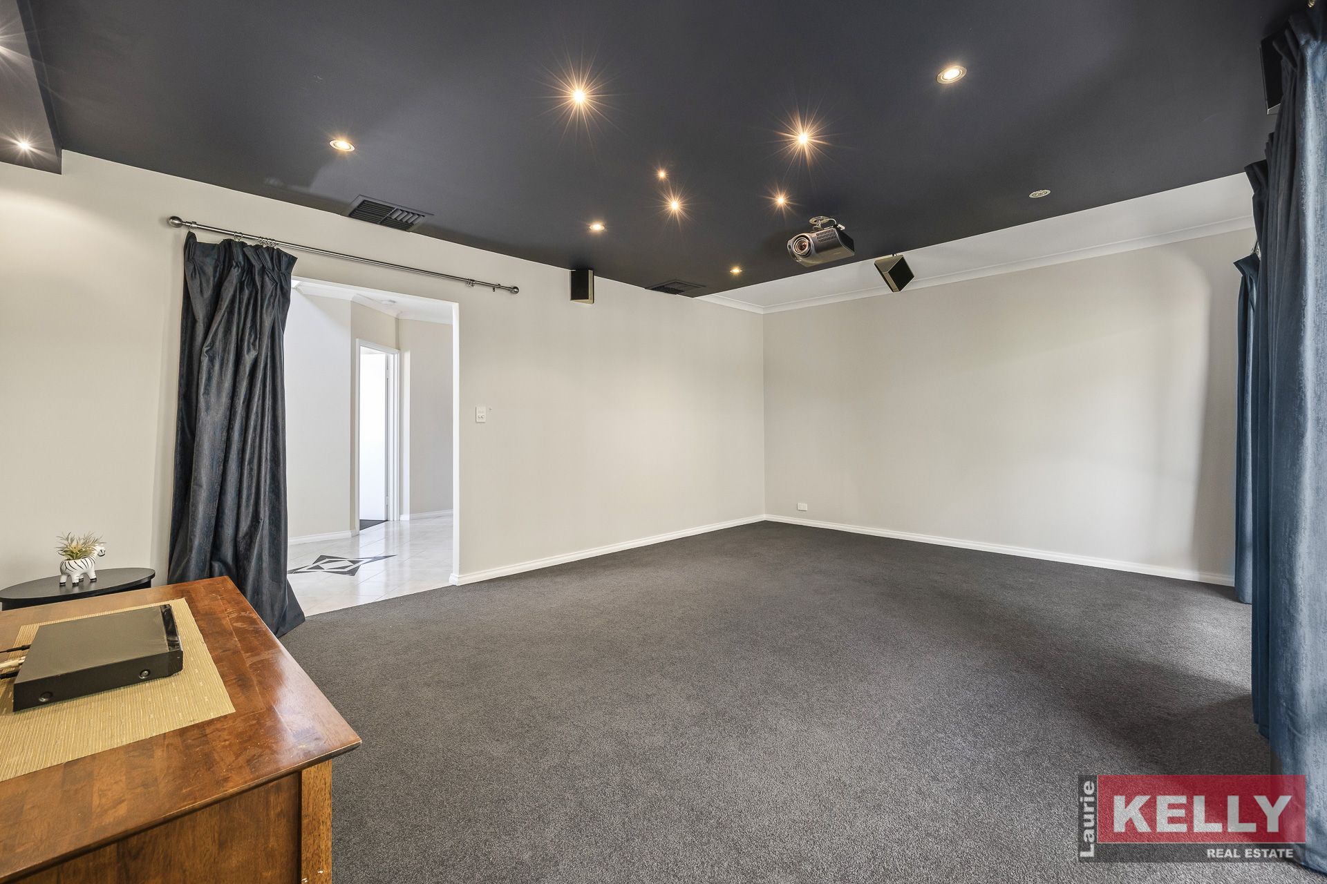 44 McGuigan Circle, Redcliffe | Laurie Kelly Real Estate