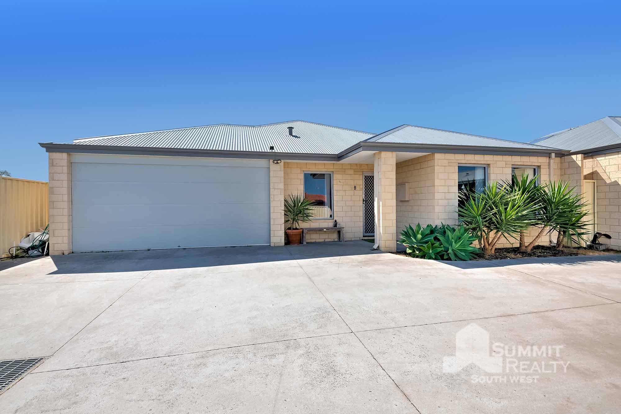 Real Estate For Sale - 16B Camfield Street - Eaton , WA