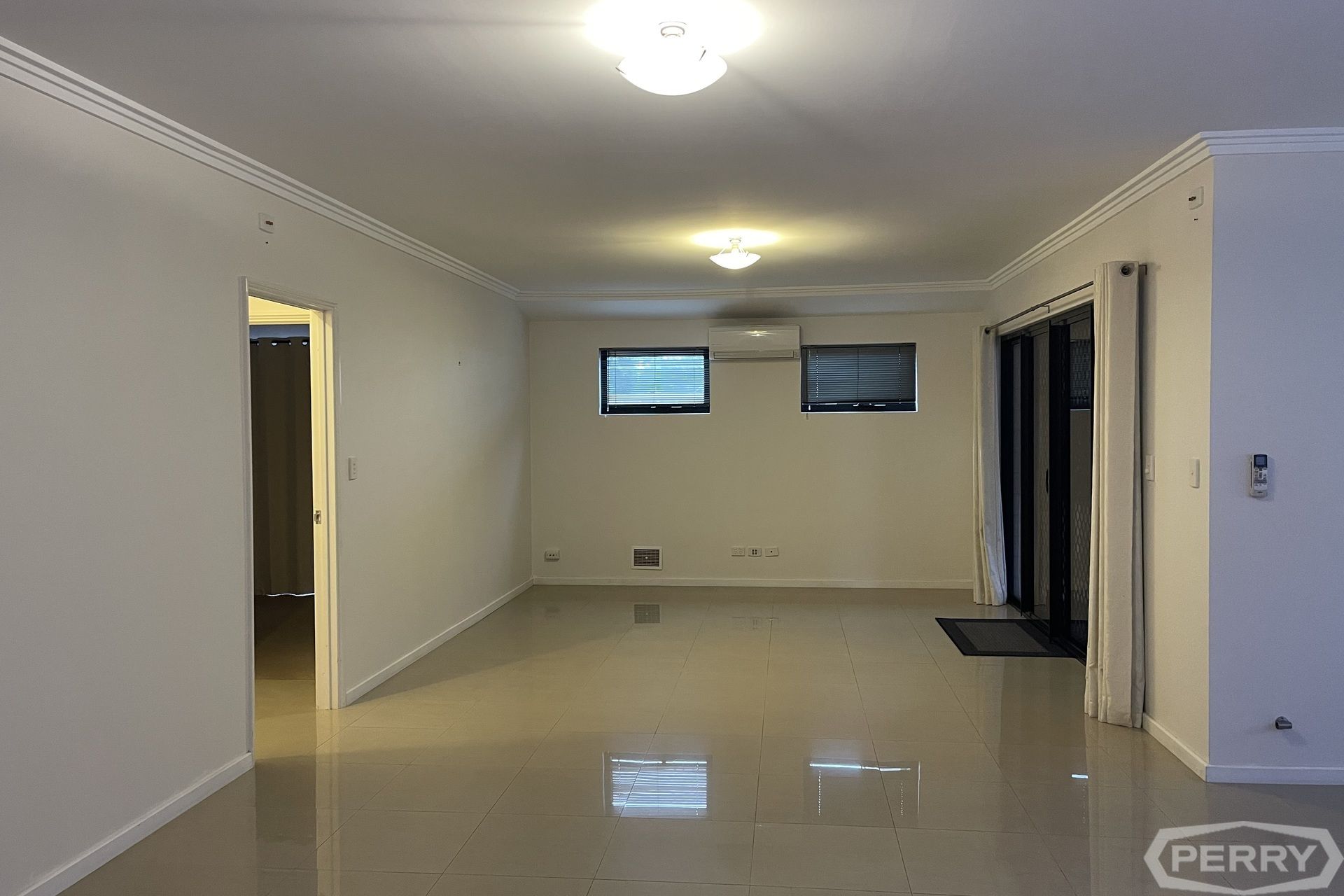 9 Kardan Loop, Falcon | H.& N. PERRY