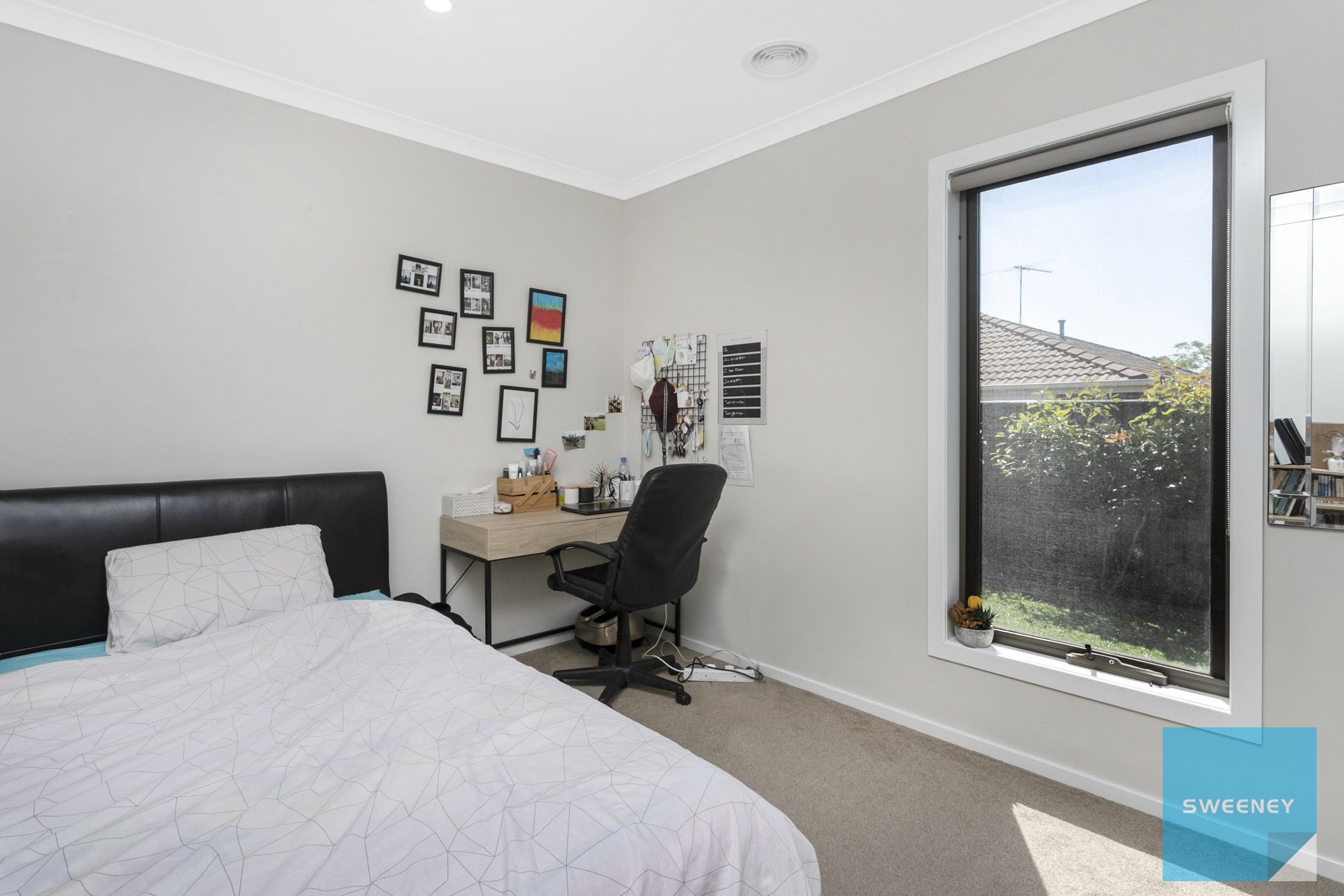 48 Infinity Drive, Fraser Rise | Sweeney Estate Agents