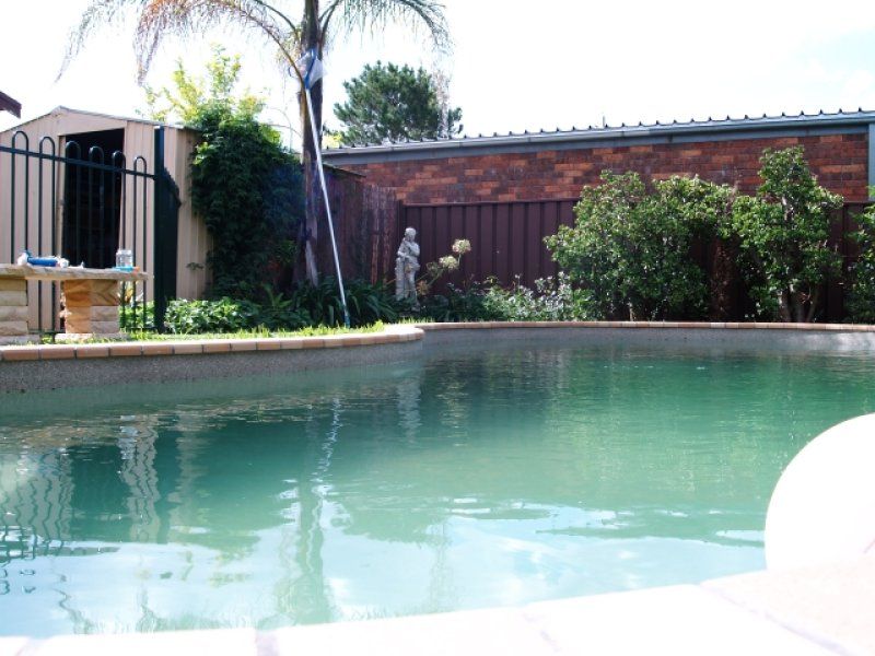 Real Estate For Sale - 1 Singer Place - Ingleburn , NSW