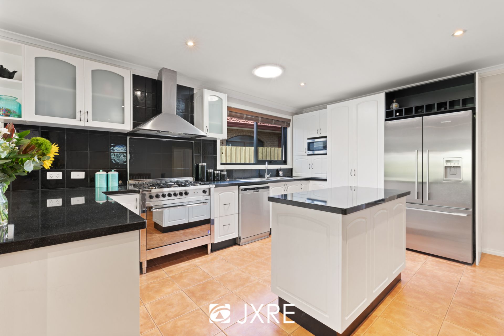 9 Loddon Court, Clayton South | First National Clayton JXRE