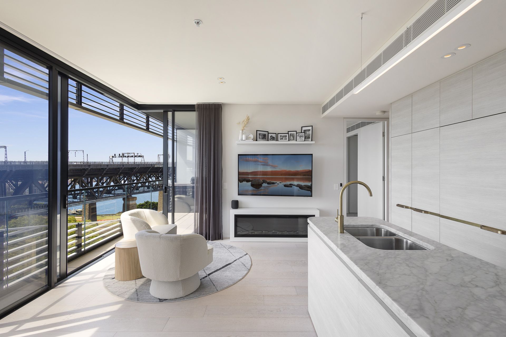 Real Estate For Sale - 30 Alfred Street - Milsons Point , NSW