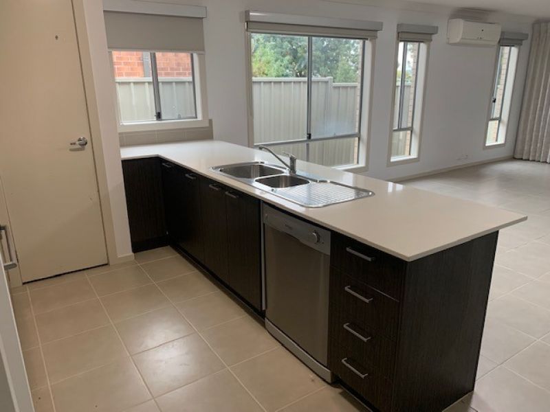 25 Stonehill Drive, Maddingley | Sweeney Estate Agents