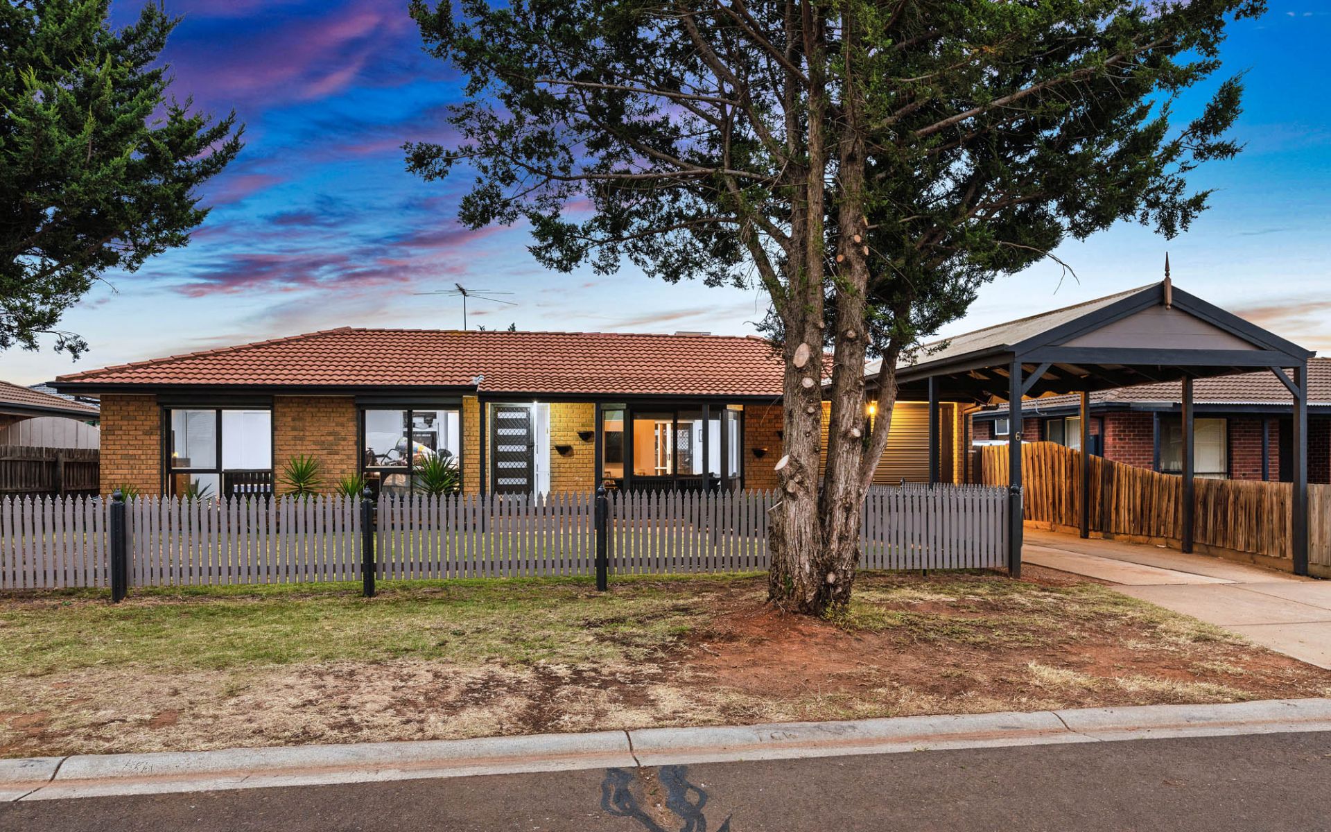 6 Strachan Place, Melton South | OBrien Real Estate