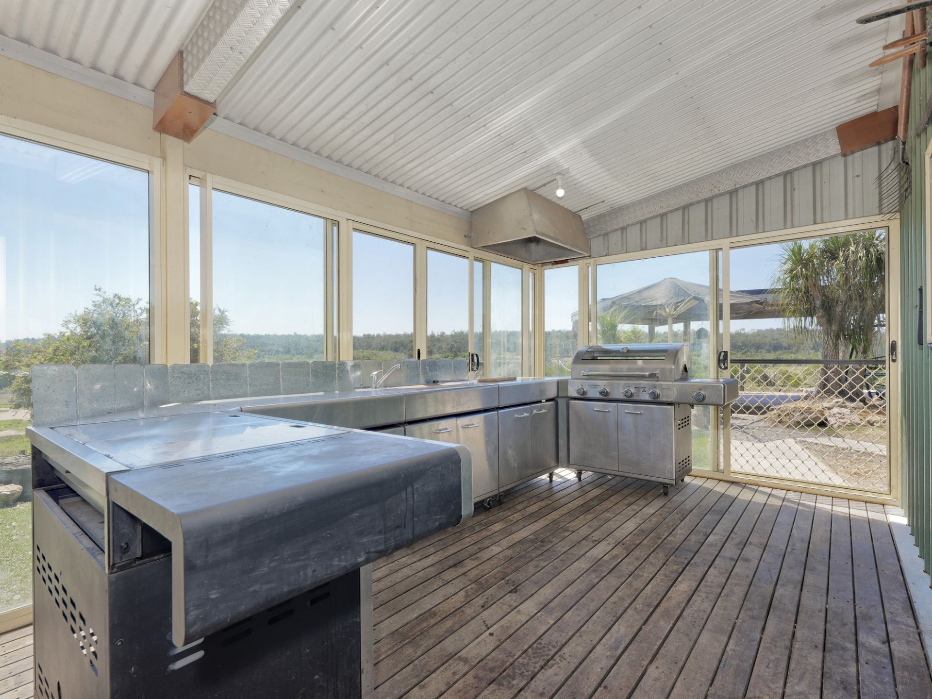 663 Loeskows Road, BOOYAL | Four Walls Realty