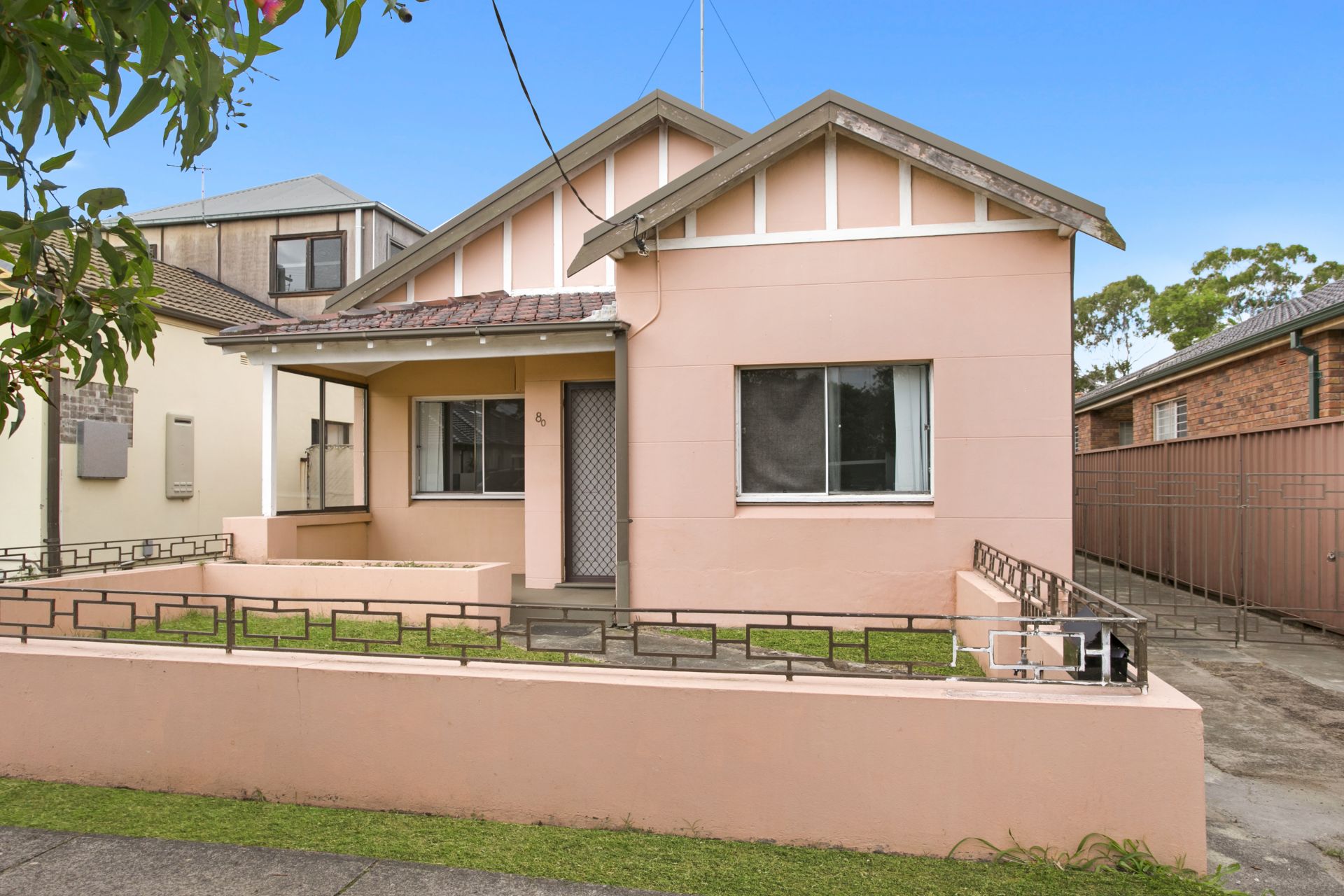 80 Maloney Street, Eastlakes | RRE Properties