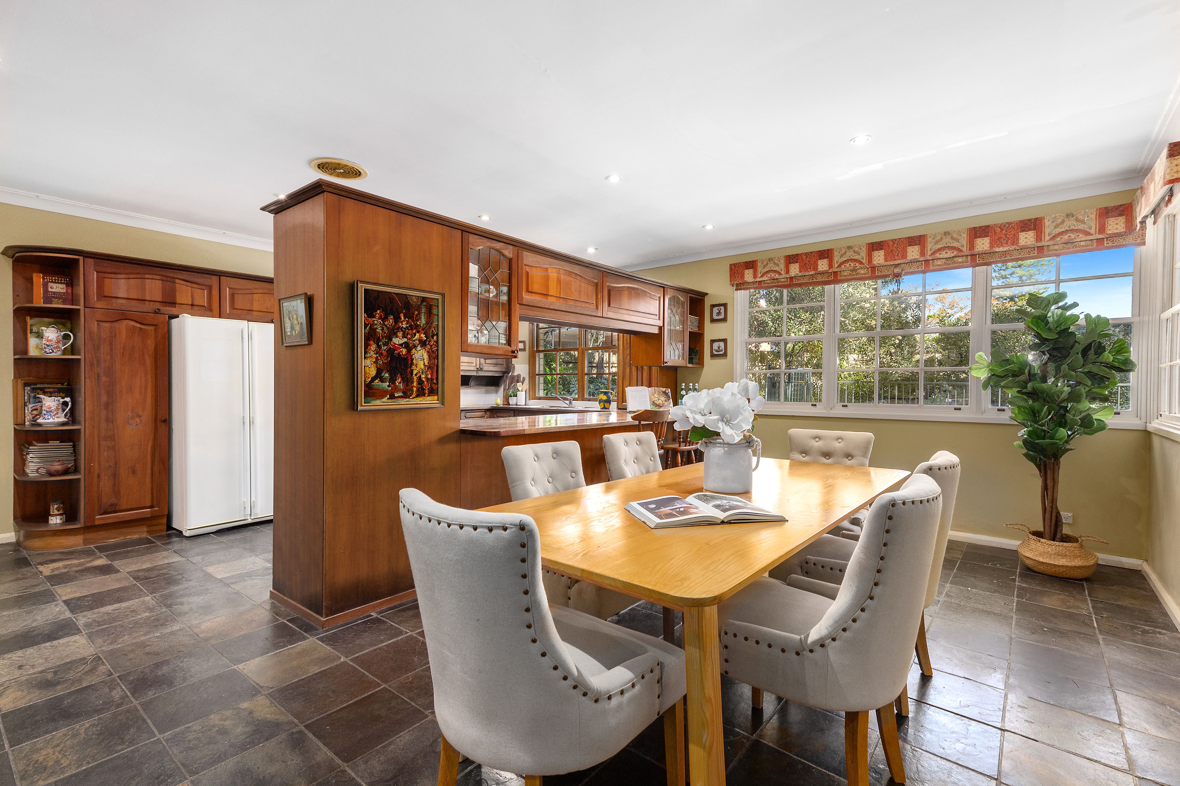 Real Estate For Sale - 92a Yanko Road - West Pymble , NSW