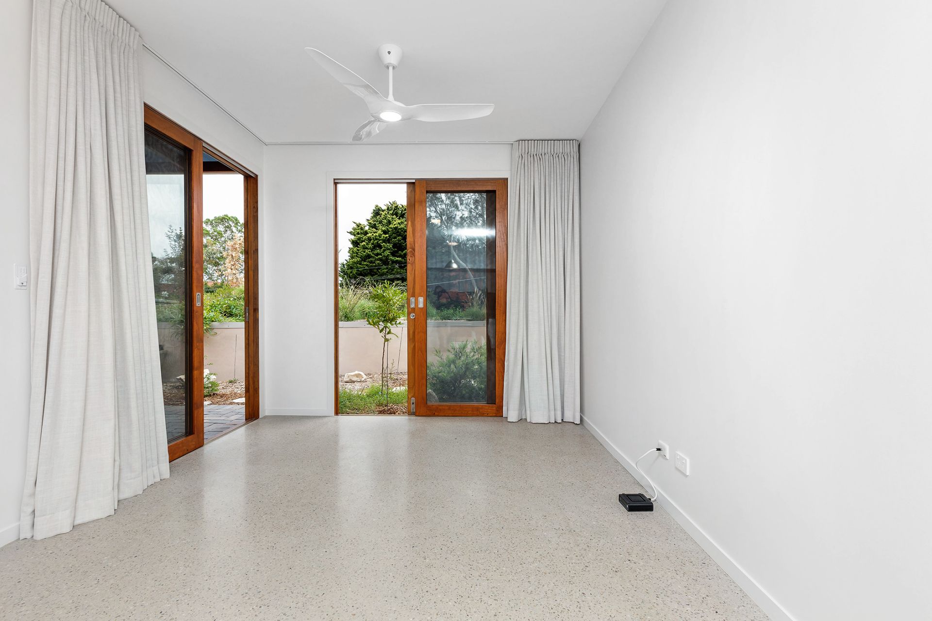 Real Estate For Lease - 6a Riverside Crescent - Marrickville , NSW