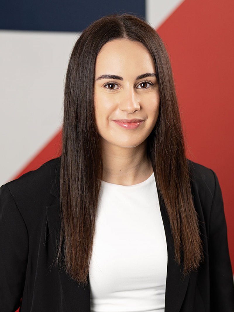 Samara Douglas | Fox RE